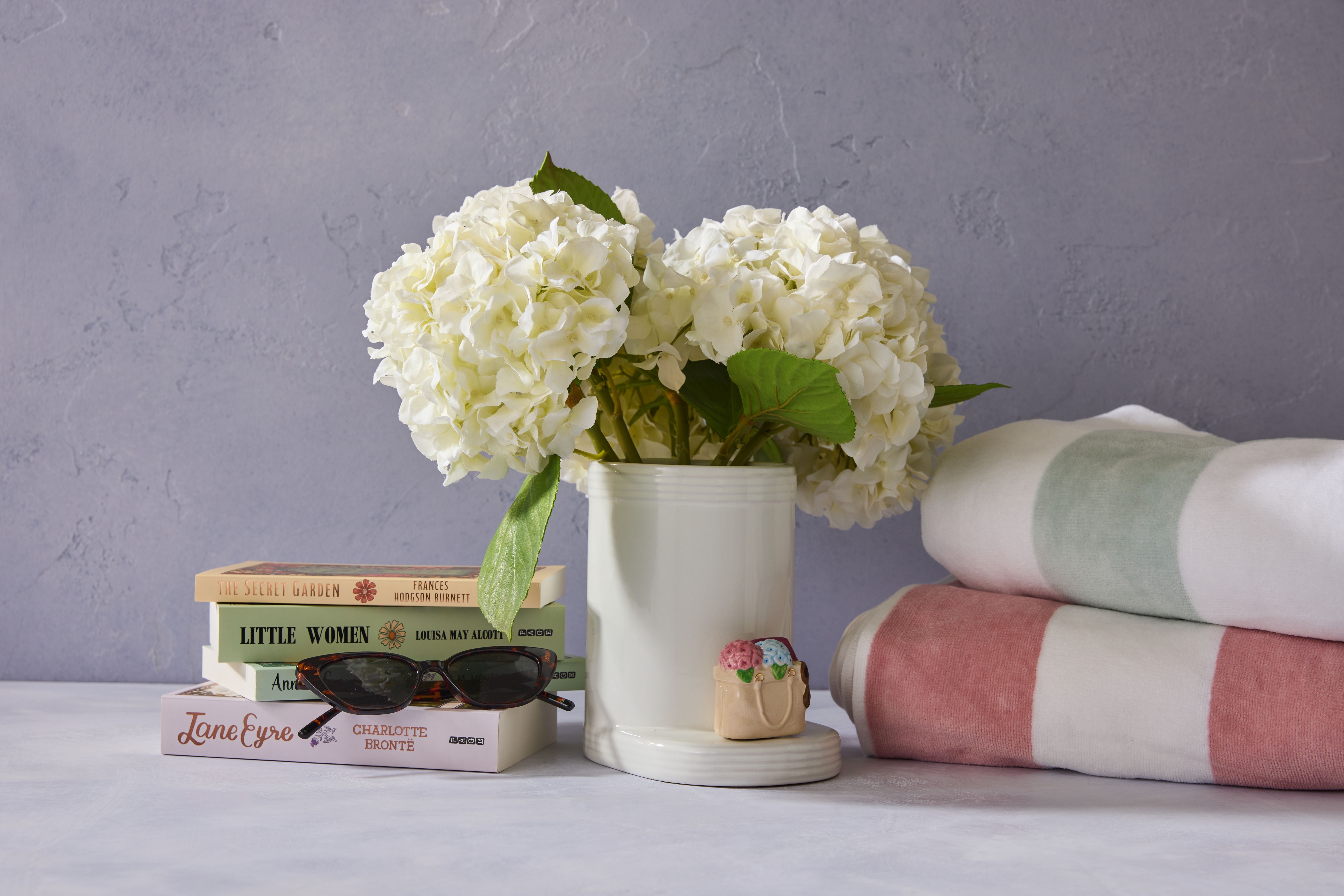 minis | nora fleming